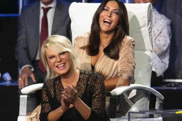Sabrina Ferilli e Maria De Filippi, come è nata la loro amicizia? Il ...